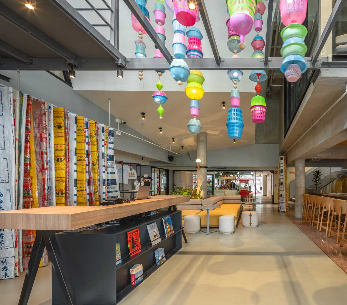 Everything You Need to Know About Siam Square - Lub d